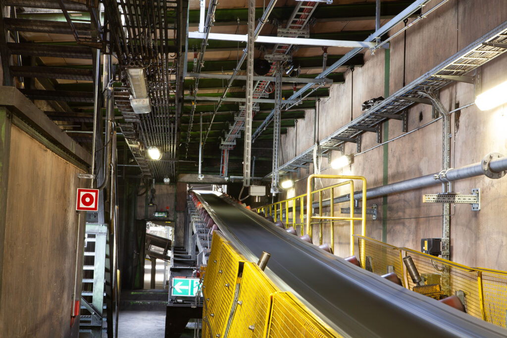 Conveyor Systems: Safeguarding Against Fire Risks – FOGTEC